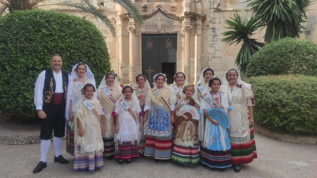 Representación pinosera en la ofrenda de Monóvar - MCM Pinoso